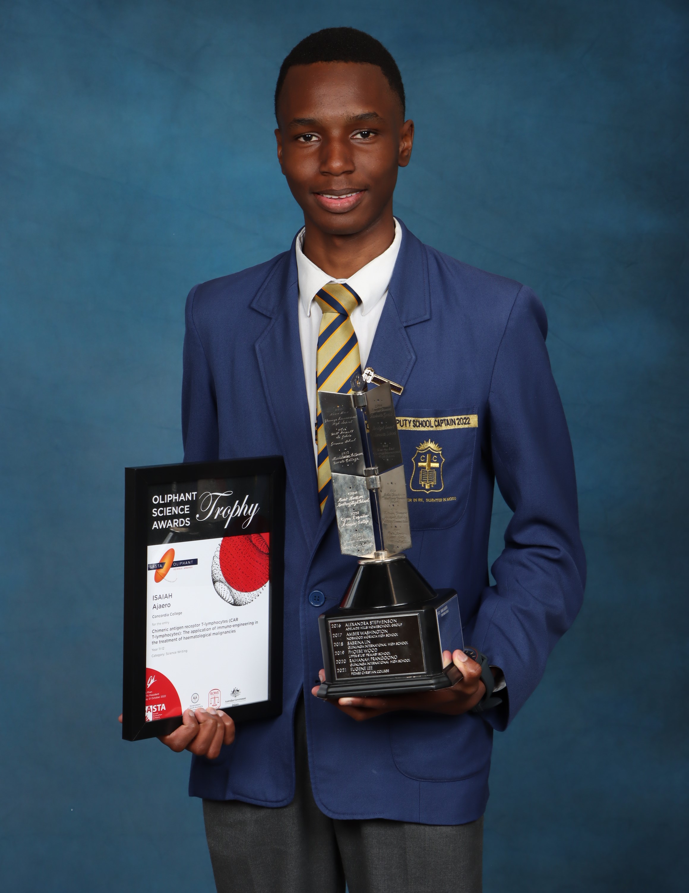 Reflections of a Trophy Winner: Isaiah Ajaero’s Oliphant Journey ...